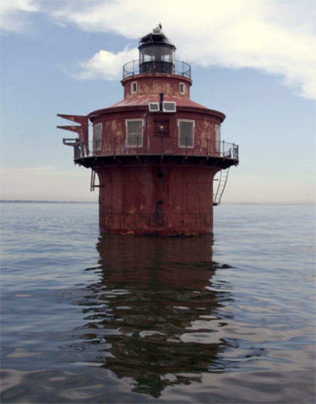 Life in the Slow Lane (The Pearl): July 3 – Baltimore Lighthouses