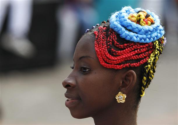 VIDEO: Colombian Hair Braiding: Messages Of Freedom In Hairstyles | Neo ...