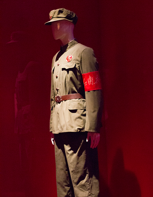 China Through The Looking Glass | rolala loves