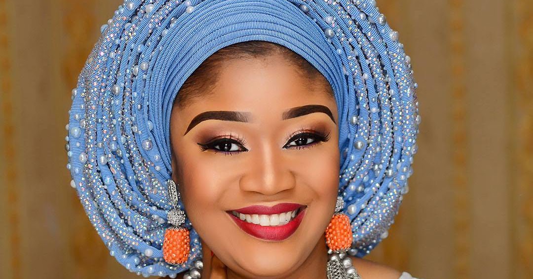 TRADITIONAL BRIDAL GELE INSPIRATION