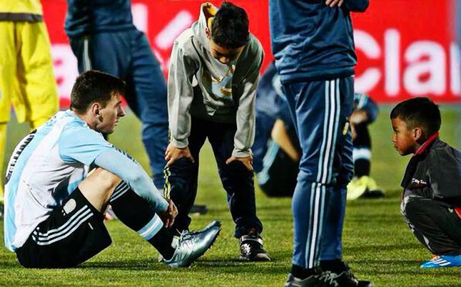 Football Forever: Football Respect & Beautiful Moments 2015