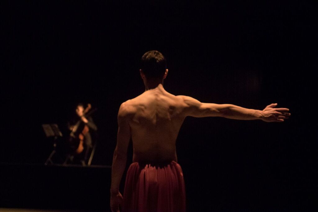 Madifon By Fashion: How Igal Perry's Dance Company In New York Is ...