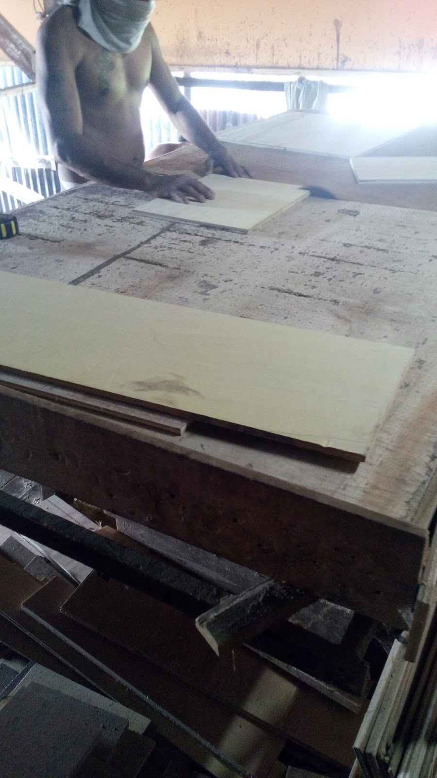 Where to get PLYWOOD cuttings? Retaso?