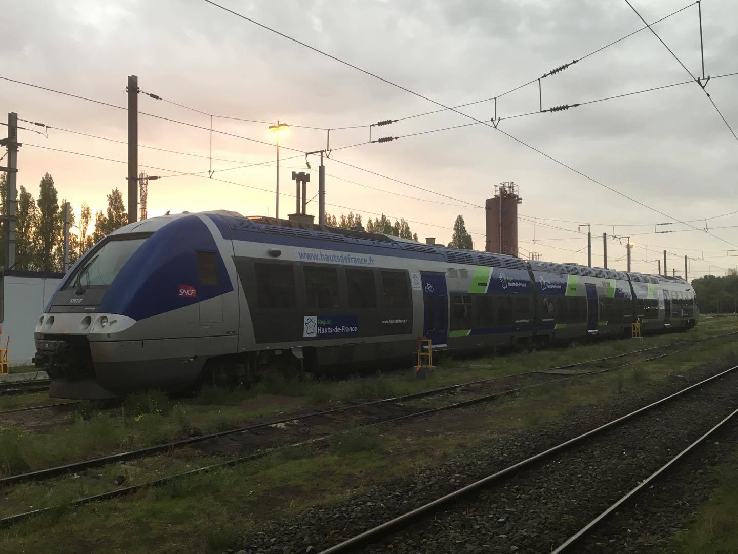LA PASSION DU TRAIN: 1 er AGC "Hauts de France " à Lens ce jeudi