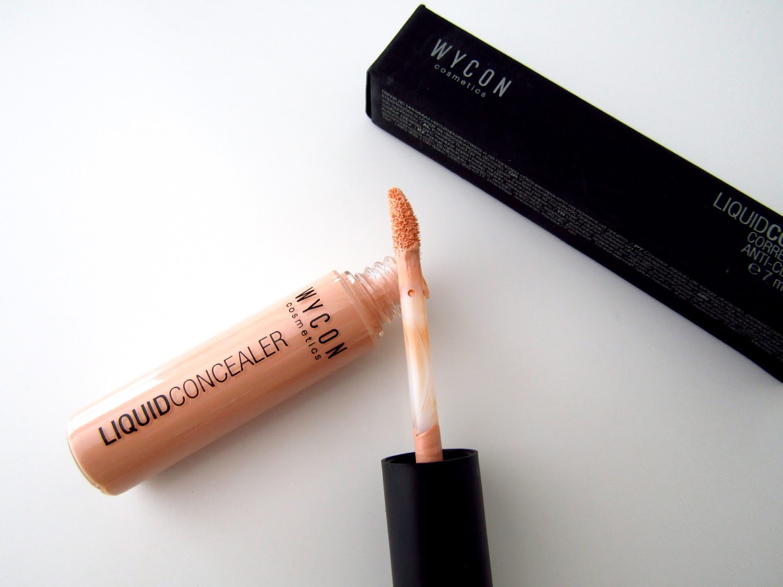 REVIEW: Wycon liquid concealer - Aishettina