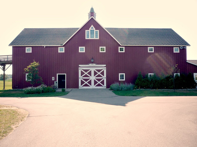 Green Willow Pond: Classic Cars and Gorgeous Barns