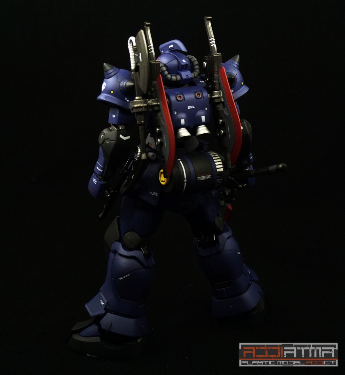 Custom Build: HG 1/144 Act Zaku "Raven"
