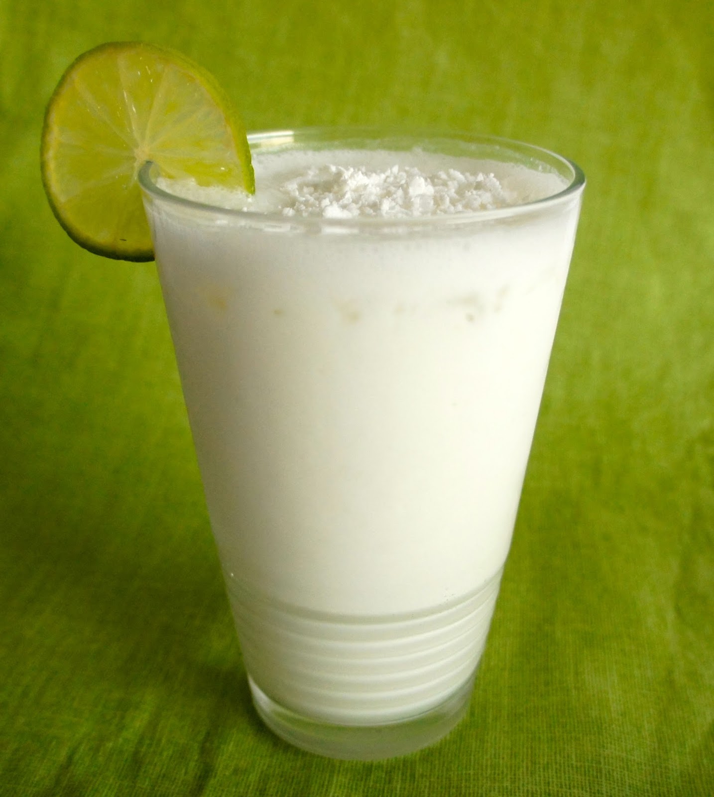 Receitinhas da Brunildinha: LIMONADA DE COCO