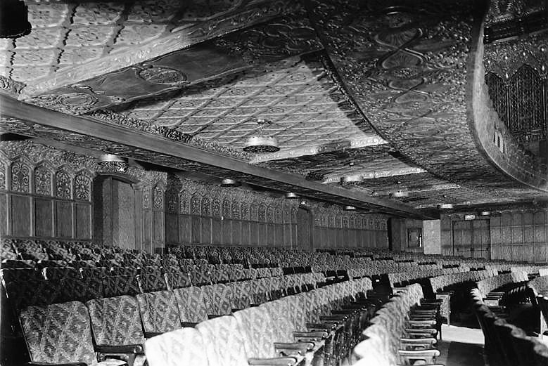Los Angeles Theatres: Belasco Theatre: early auditorium views