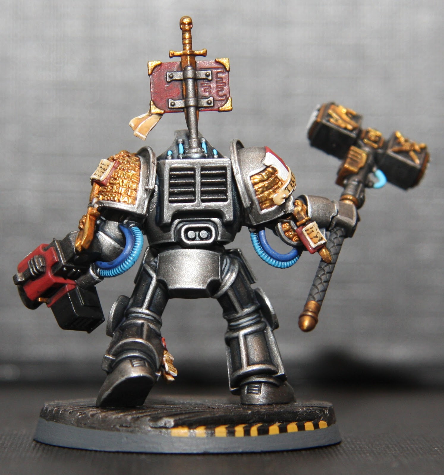 WarLlama 40k: Miniature Monday - Grey Knight Paladin with Daemon Hammer