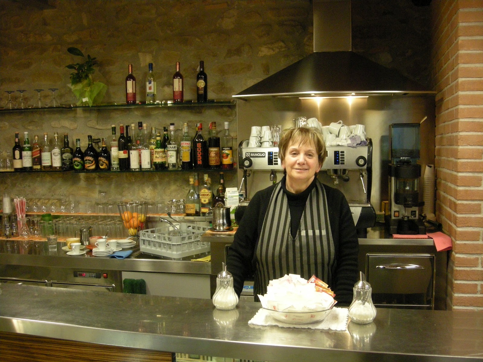 Casa Marchetti Tuscany: Bar/cafes and trattorias/restaurants in Barga