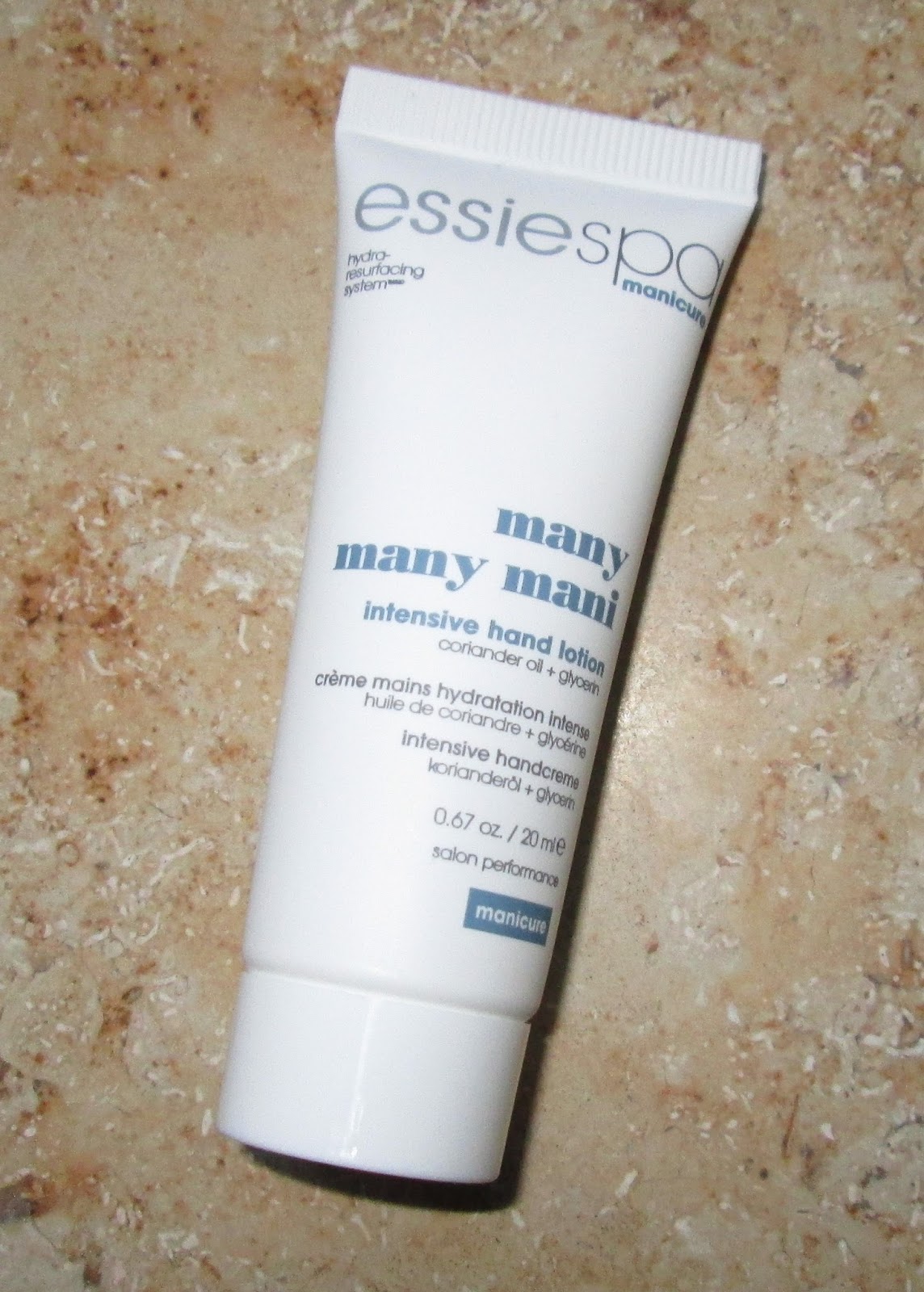 [Review] essie Many Many Mani Intensive Hand Lotion