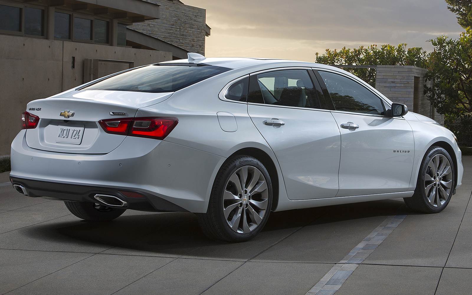 Novo Chevrolet Malibu 2016: fotos e especificações oficiais