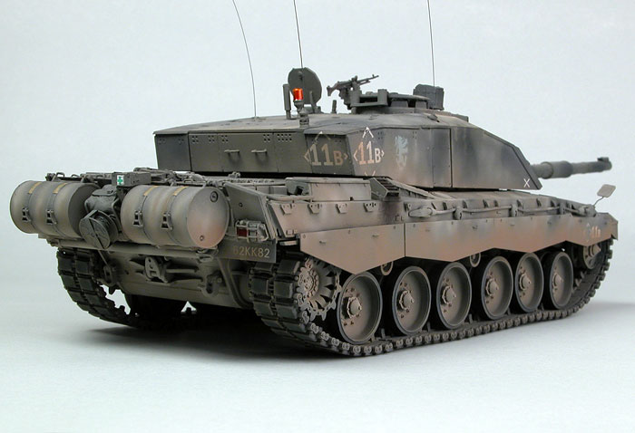 MBT CHALLENGER II INGGRIS