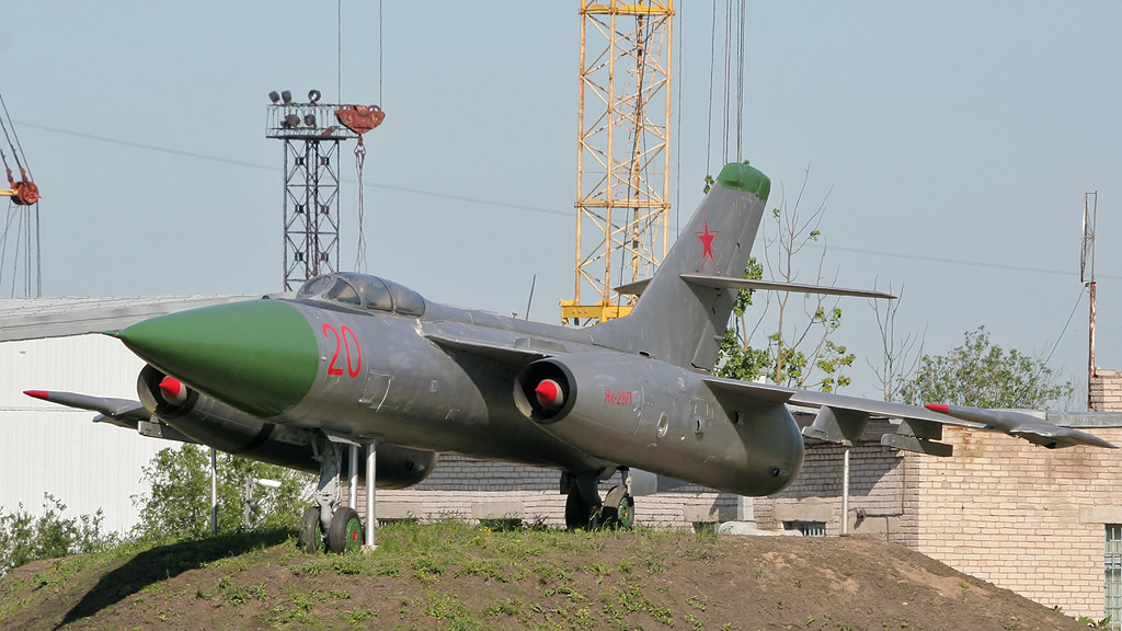 A Born Again Roman: Yakovlev Yak-28, Brewer