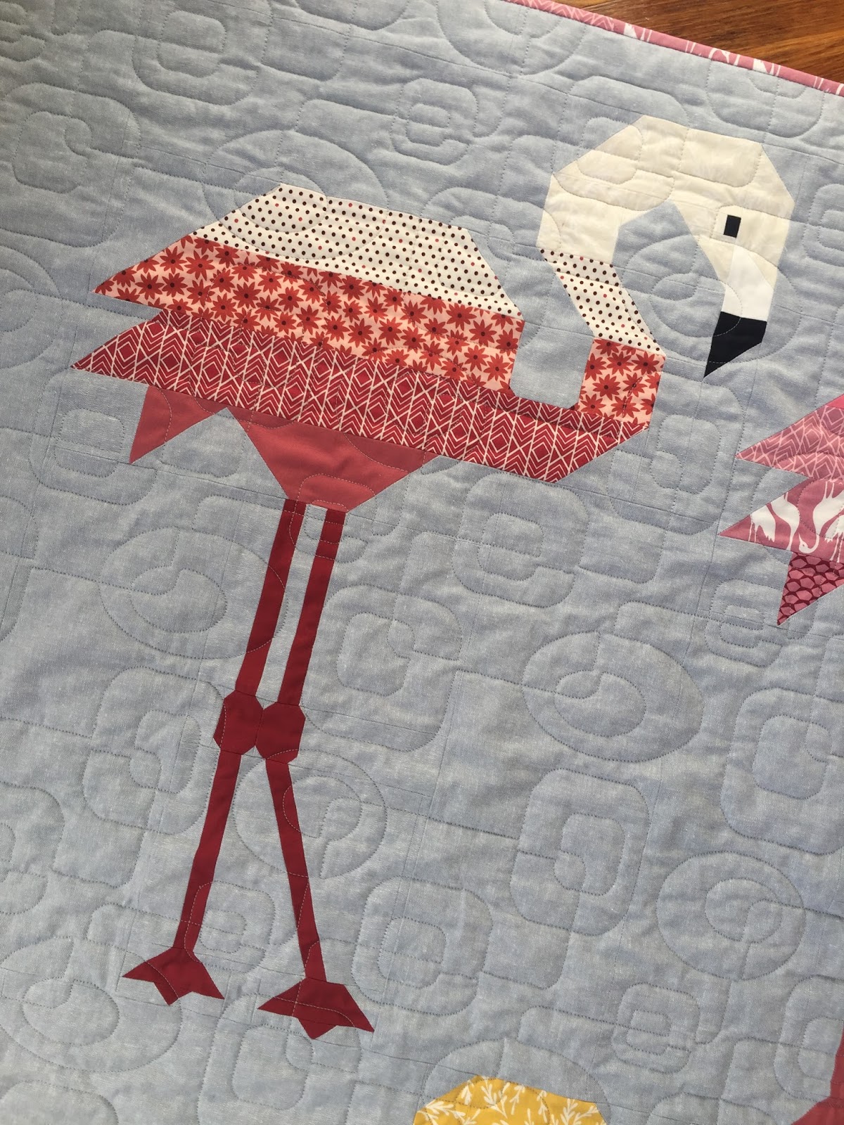 A Blue Sky Kind of Life: Florence Flamingo quilt: A finish!