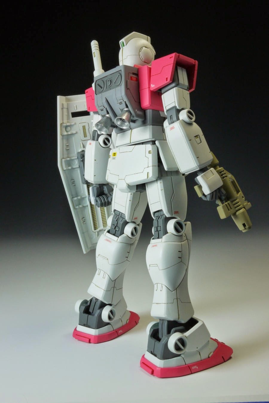 Custom Build: HGUC 1/144 RGM-79 GM "Detailed" - Gundam Kits Collection ...