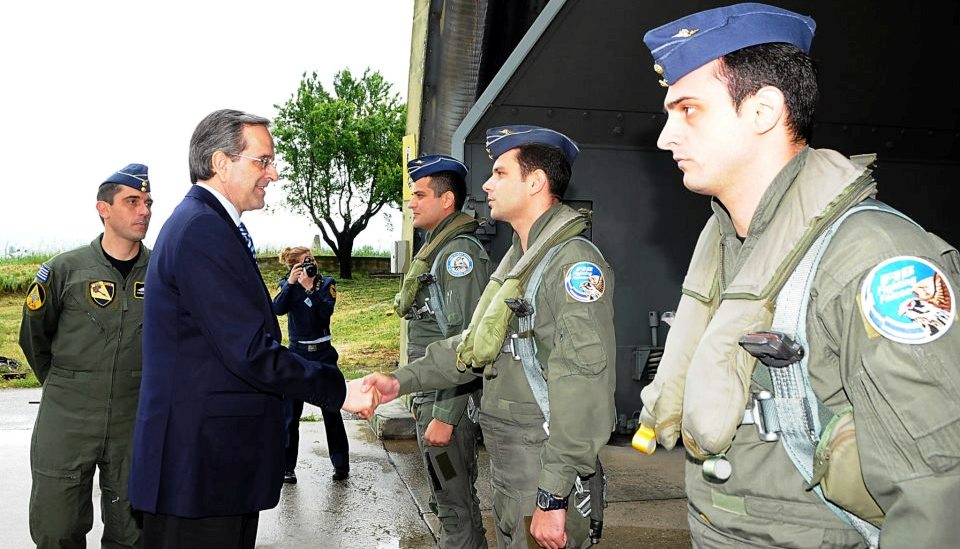 POLITIKO SAFARI: Ο ΣΑΜΑΡΑΣ ΣΤΗΝ 111 ΠΤΕΡΥΓΑ ΜΑΧΗΣ ΣΤΗΝ Ν.ΑΓΧΙΑΛΟ καί ...
