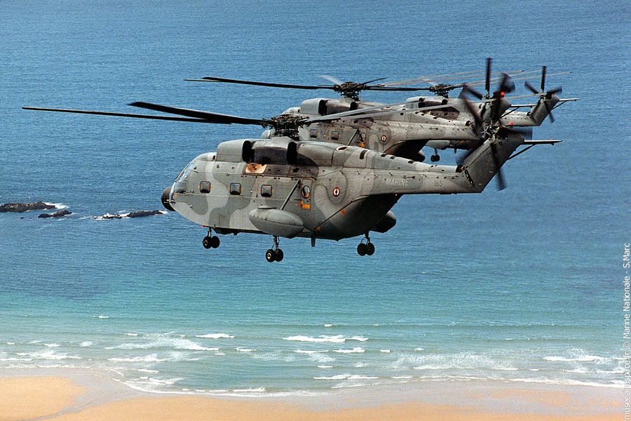 MILITER DAN ALUTSISTA, INDONESIA DAN DUNIA: Helikopter Transport ...