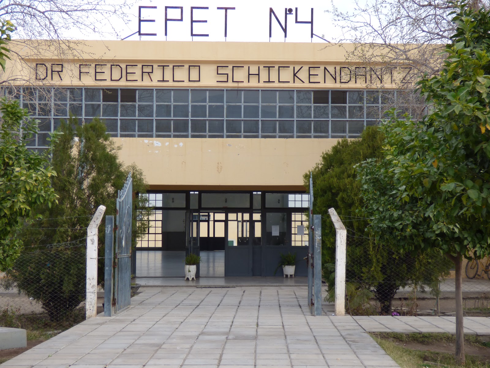 FM PLATINUM 96.5 MHz - ANDALGALA: Comunicado de la EPET Nº 4