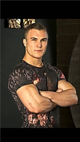 Los Ojos del Espectador: Danny Dobson: sexy model