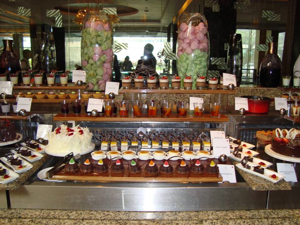 PASTRY BUFFET SET UP