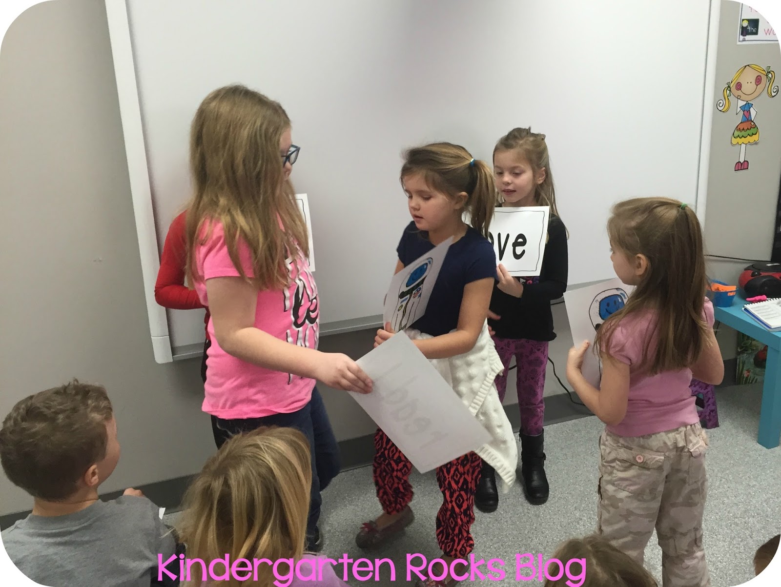 Kindergarten Rocks!: Sentence Building
