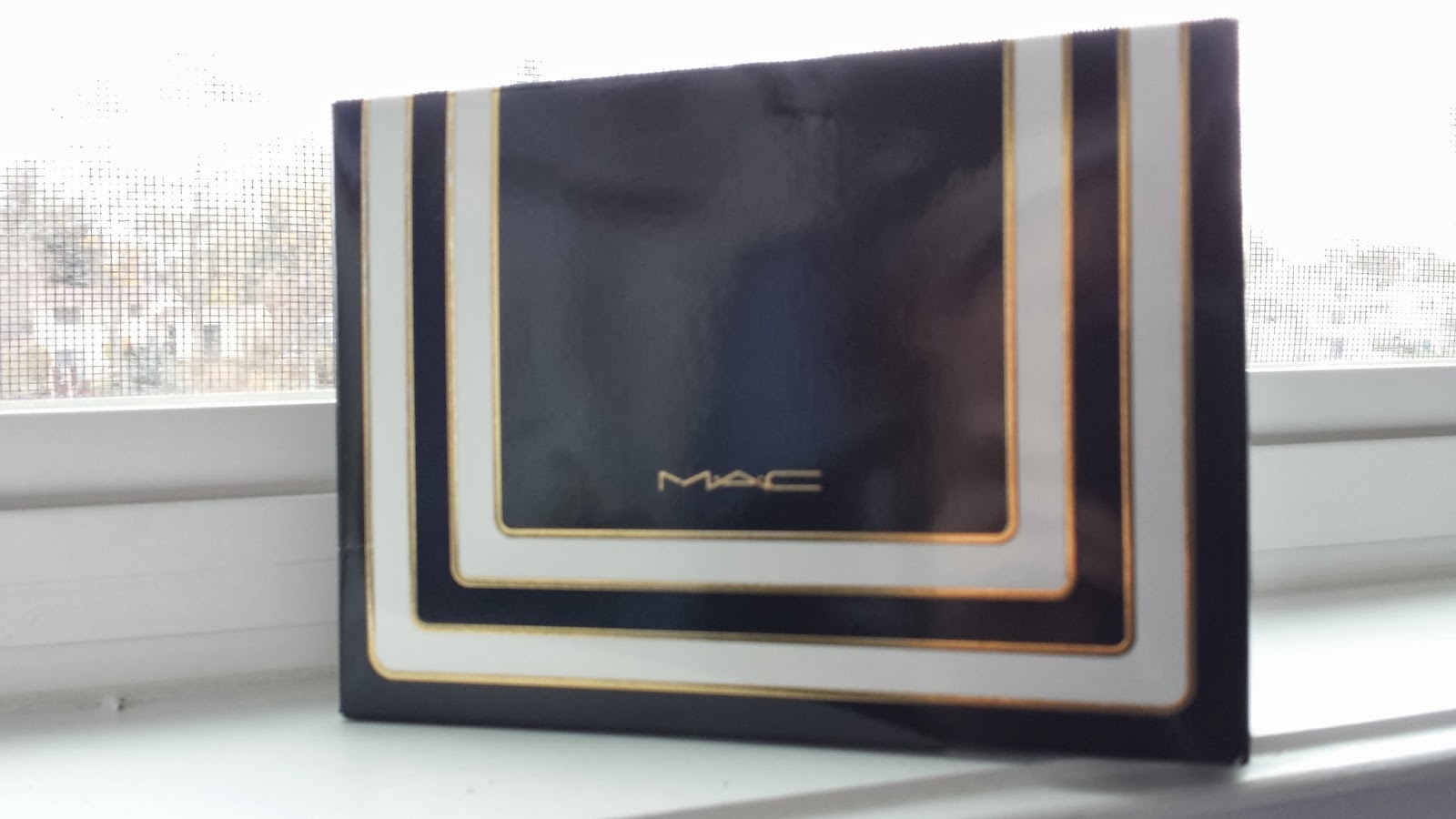 Lipgloss Break: MAC Holiday Sets