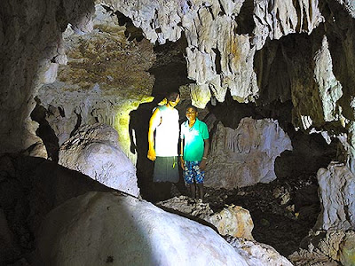 My Roatan - Adventures in Creating Nirvana: exploring the helene cave