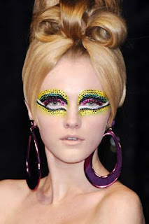 gstw: Crazy Runway Makeup
