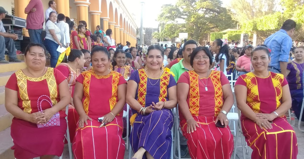 EN GUICHICOVI SE RESCATA Y FORTALECE LA LENGUA MIXE | Expresion una ...