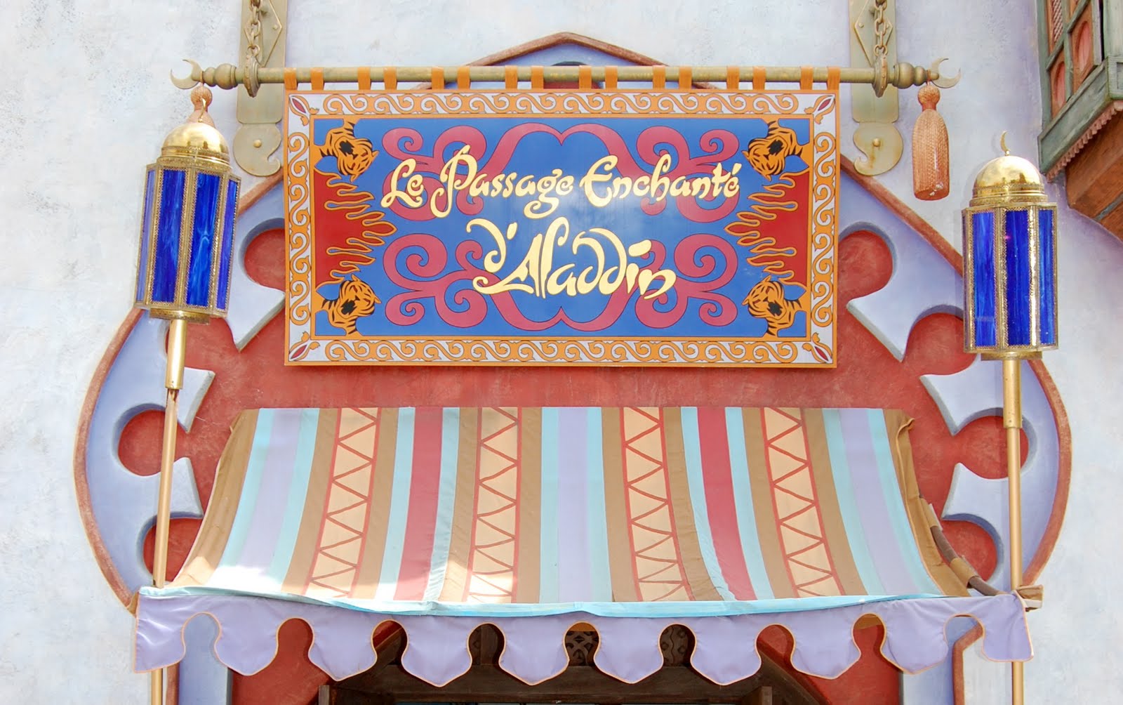 DisneyShawn: Aladdin's Enchanted Passage