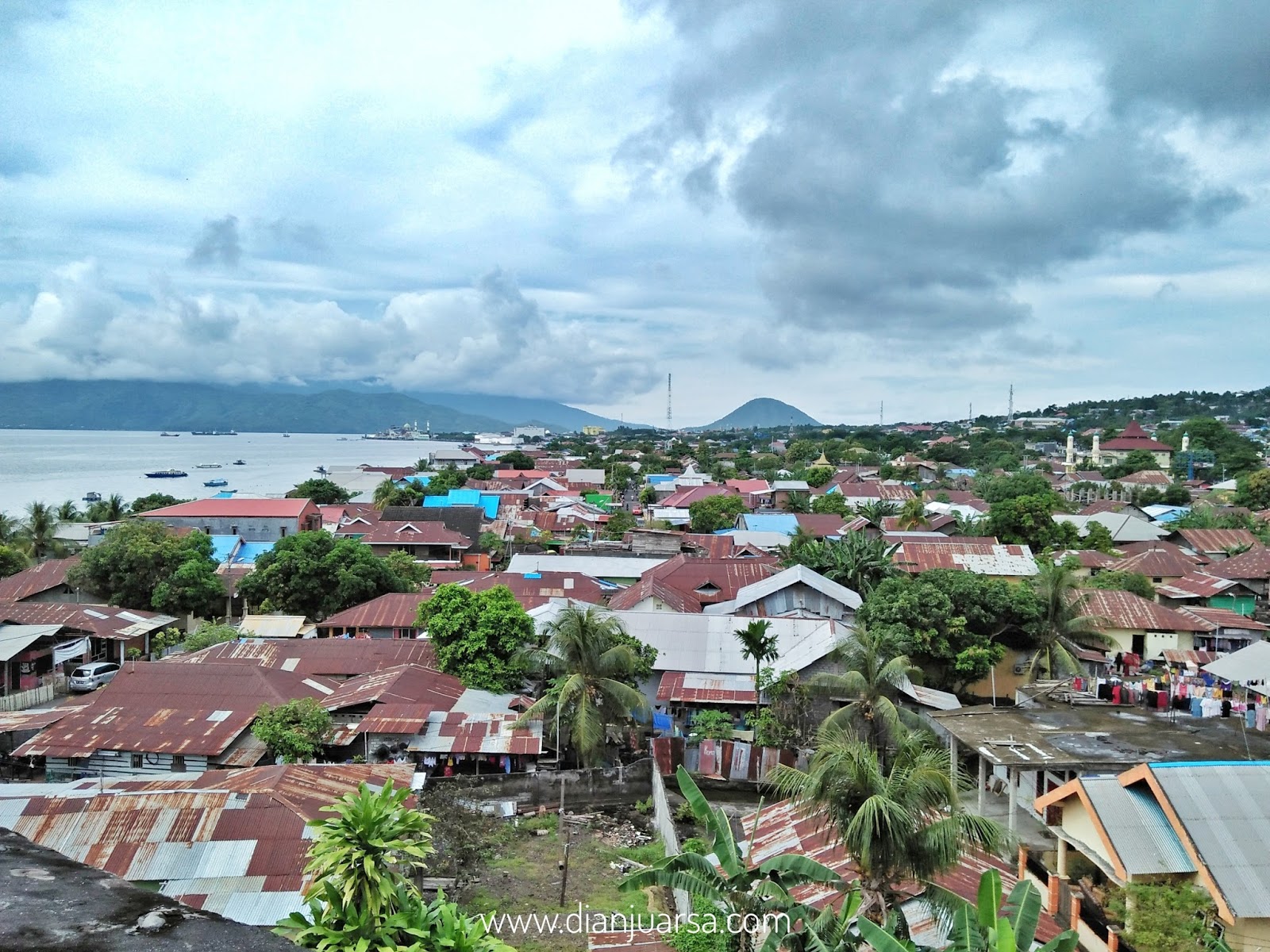 Benteng Tolukko peninggalan Portugis, Ternate - Untold Story