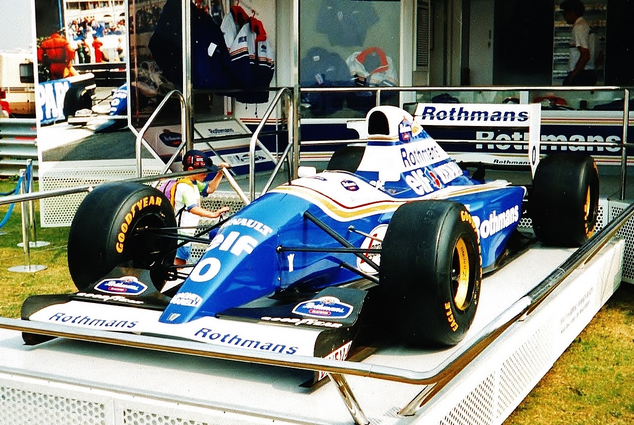 Ferraris and Other Things: Williams FW16