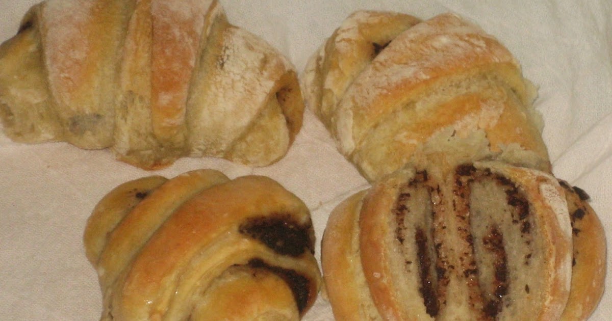 stuffedveggies: Easy No Knead Greek Olive Crescents (Eliopites)