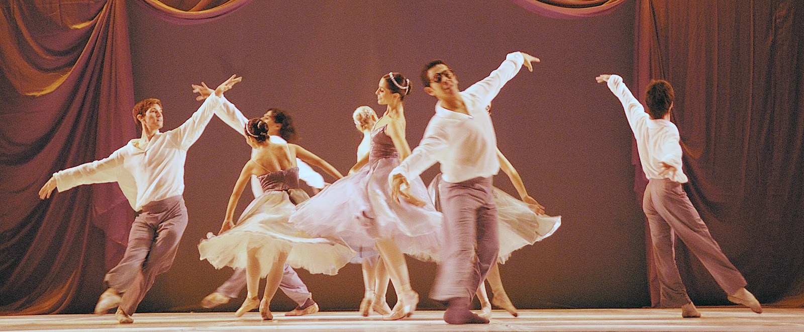 LEONARDO REALE Coreógrafo y Director Artístico Ballet Metropolitano de ...