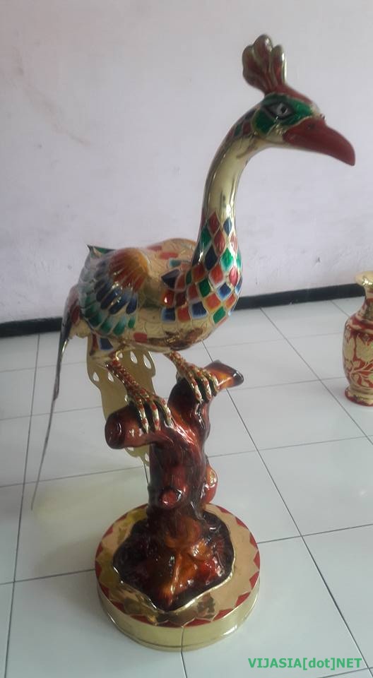 Patung Angsa Kuningan - Toko Kerajinan Tembaga dan Kuningan Bondowoso