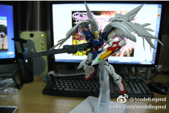 Wing Gundam Zero Neo Bird Mode [Gundam Wing Endless Waltz: Glory of Losers]