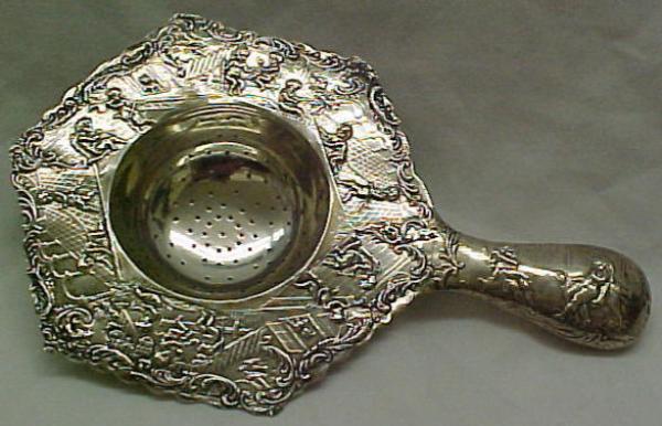 Mizpedia: Unique Tea Strainer