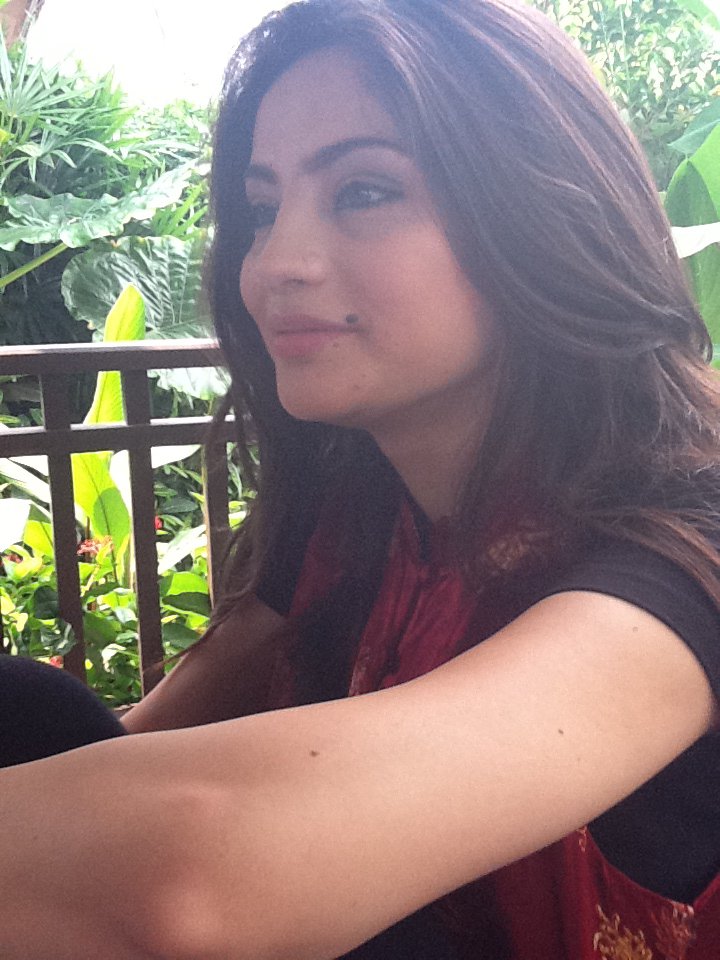 Gorgeous Pakistani Actress Neelam Muneer Super Hot Facebook Photos ...