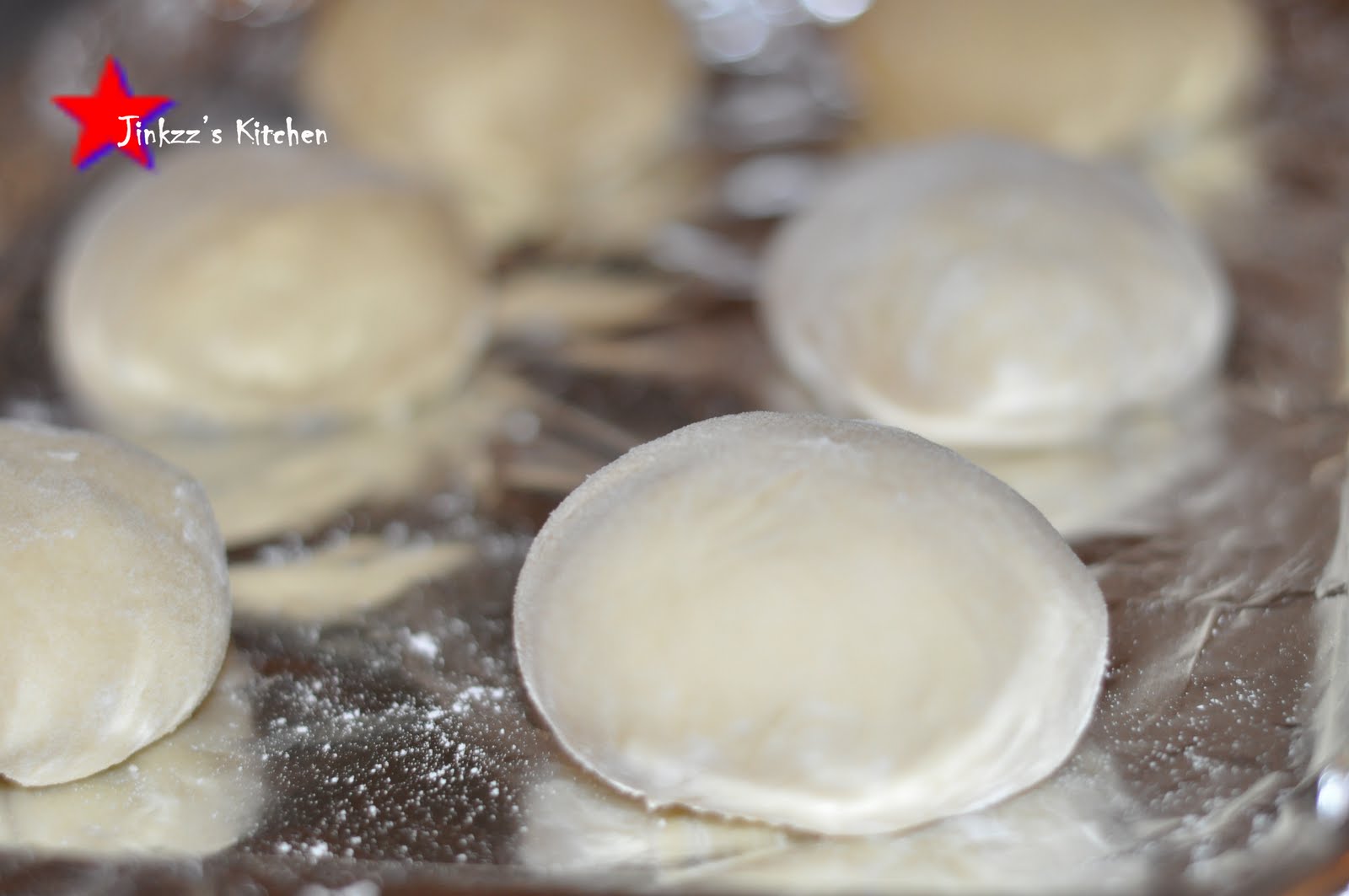 Welcome to Jinkzz's Kitchen: No Knead Pork Asado Buns (aka baked Siopao)