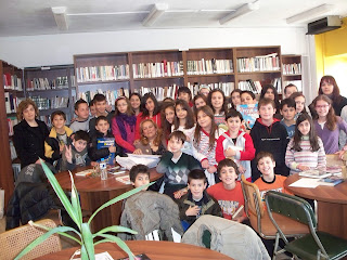 http://kimothoi.blogspot.com: Η Νότα Κυμοθόη με τα παιδιά στη Δημοτική ...