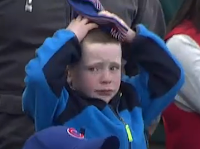 Young Cubs fan shows emotion as team blows late lead (Video) ~ Holdout ...