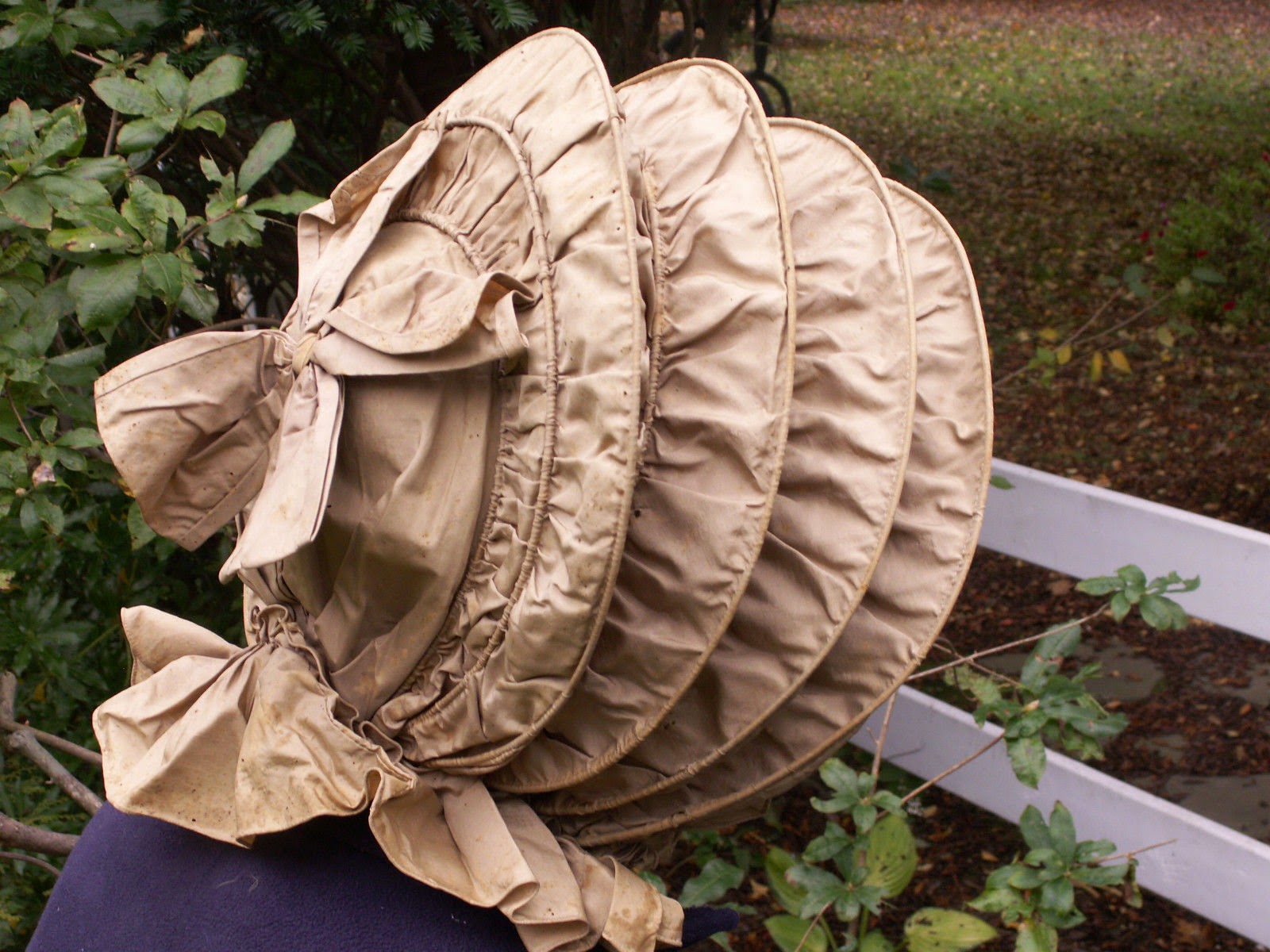 All The Pretty Dresses: Calash Bonnet