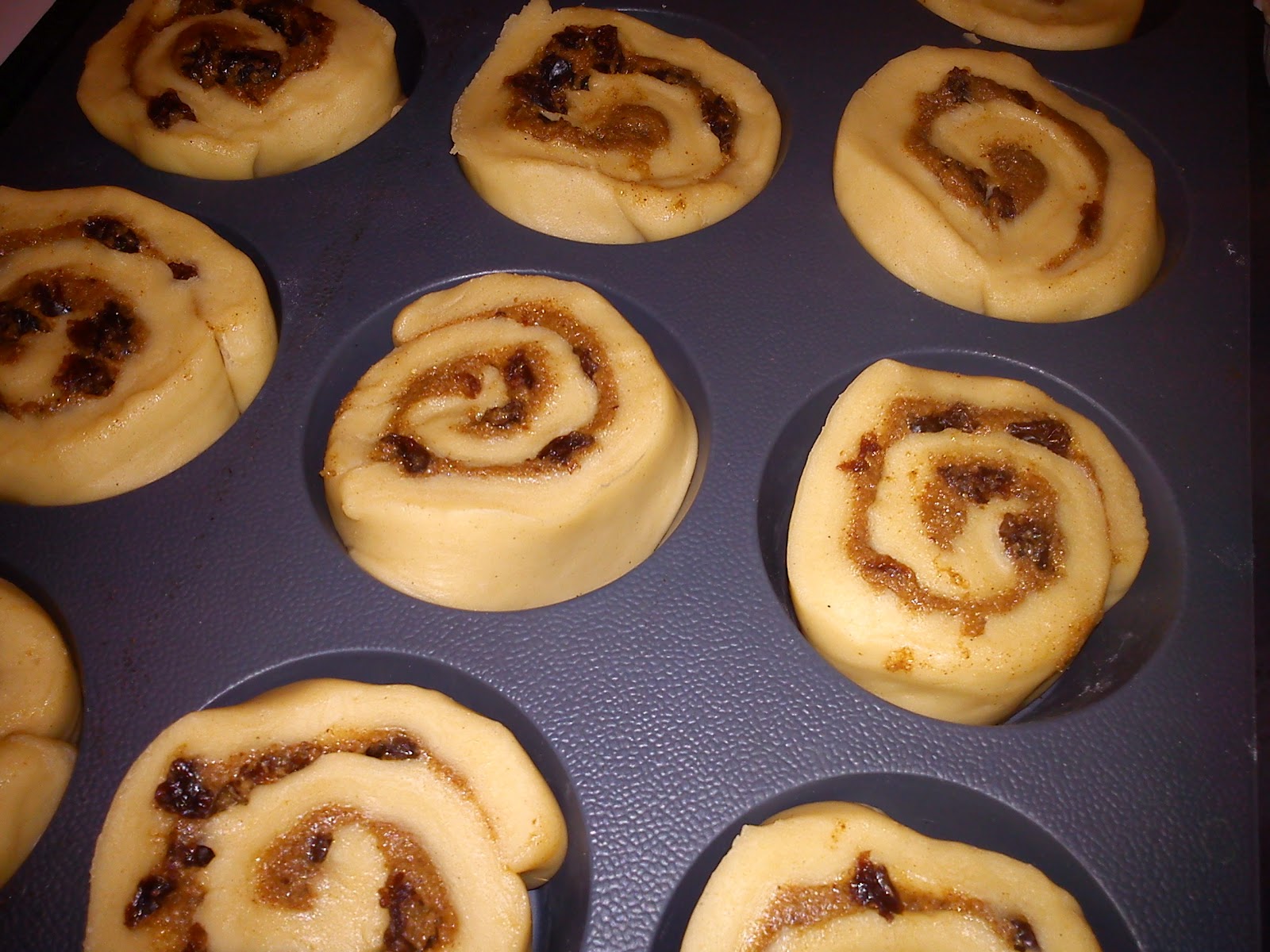 Kitchen of Kiki: Raisin "snail" with cinnamon
