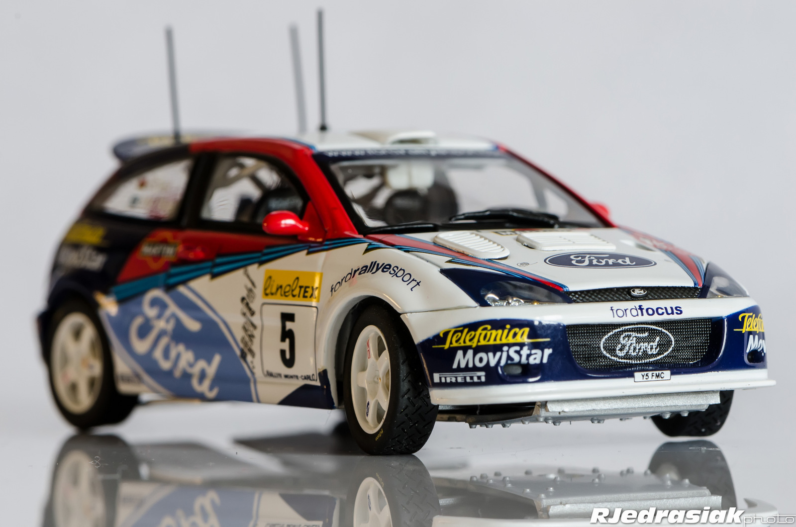 Miniatury rajdowe: Ford Focus RS 02 WRC MK1 [AUTOart]