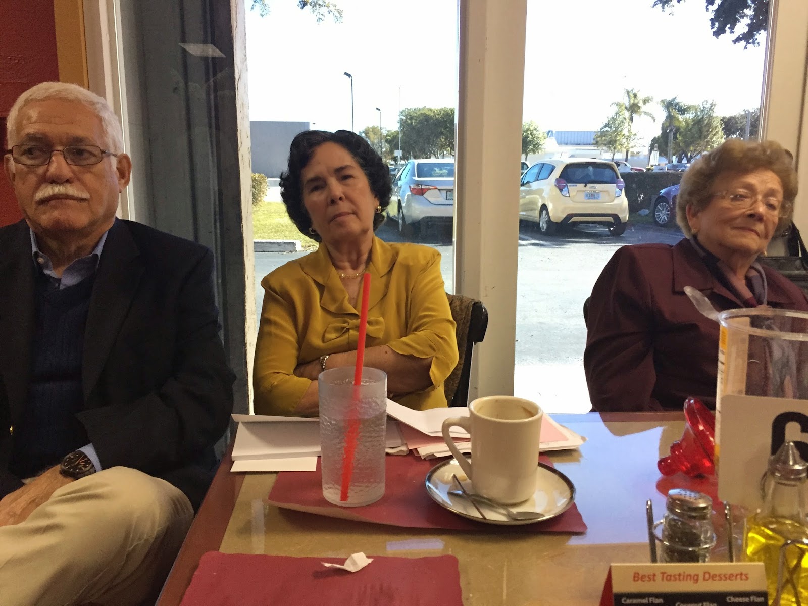 ELILUC presenta Eventos Culturales y mas...: DESAYUNO LITERATIO LA ...