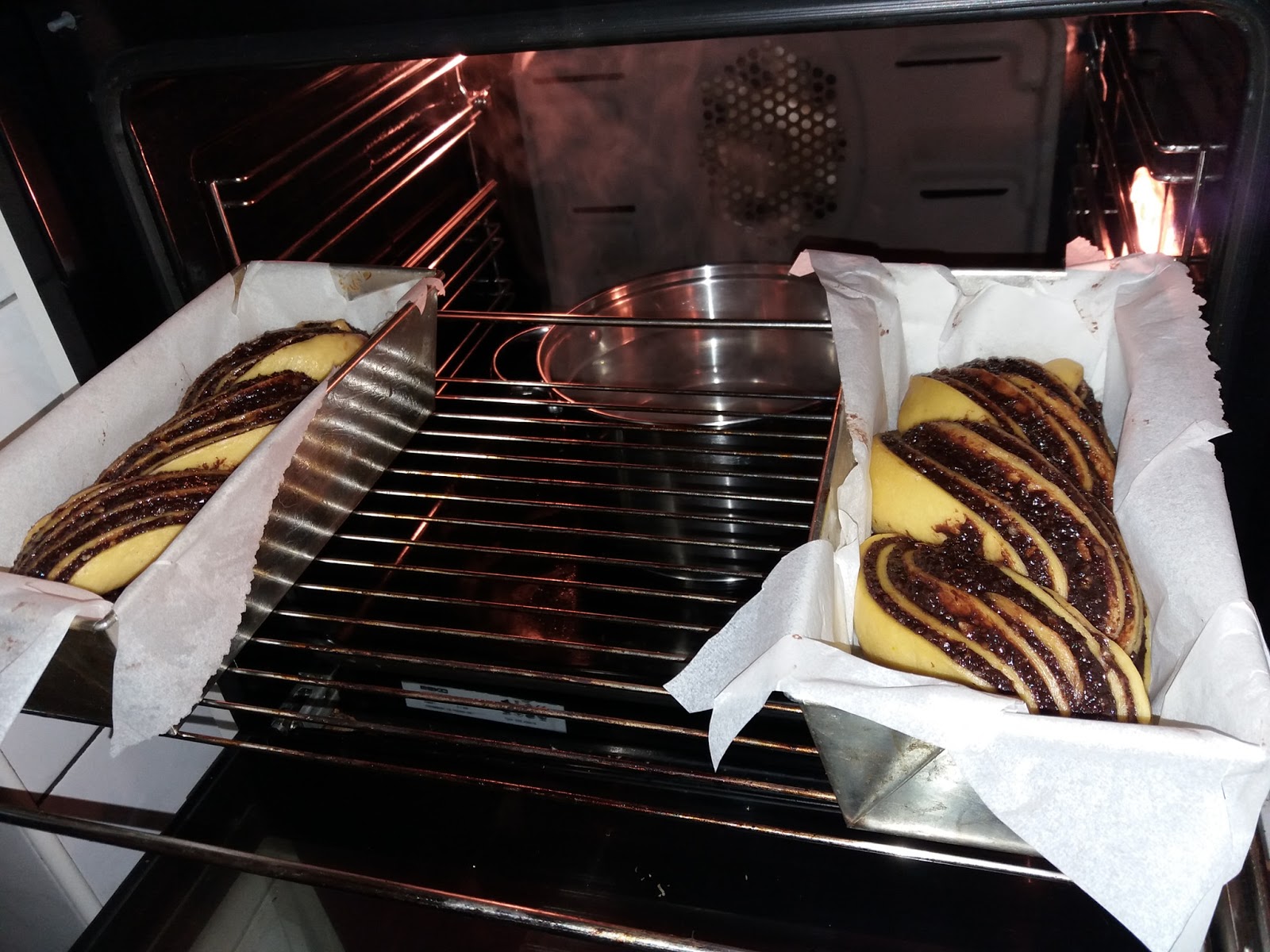 Cel mai si cel mai Cozonac autor Mircea Banu - Cozonac impleticit ...