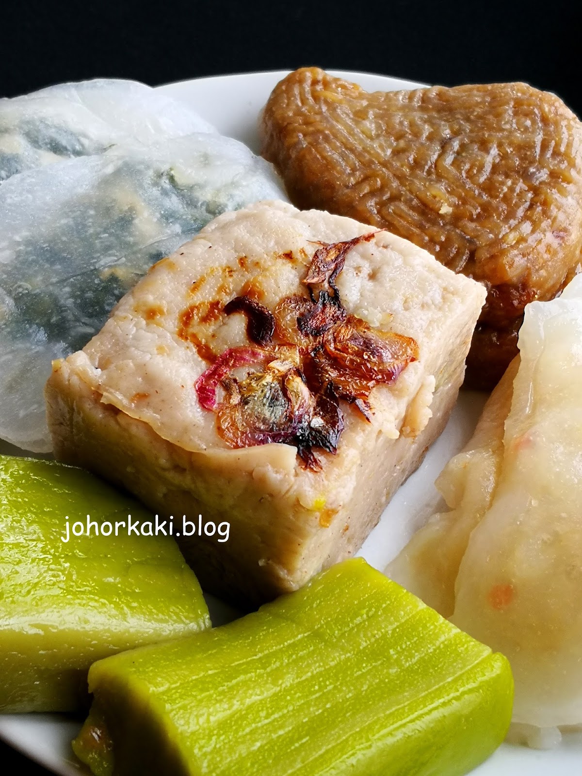 Teochew Kueh at JB Pasar Malam that's Always Sold Out before Sunset ...