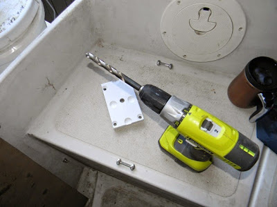 Ericson 25, Oystercatcher: Spars, Mast Hinge, Part 8: Installing Base ...